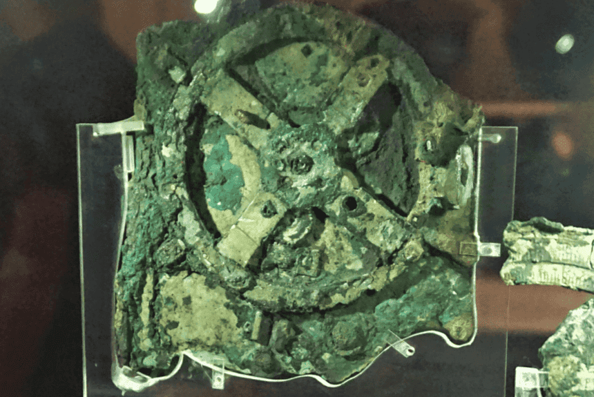 11 of History's Most Famous Artifacts
