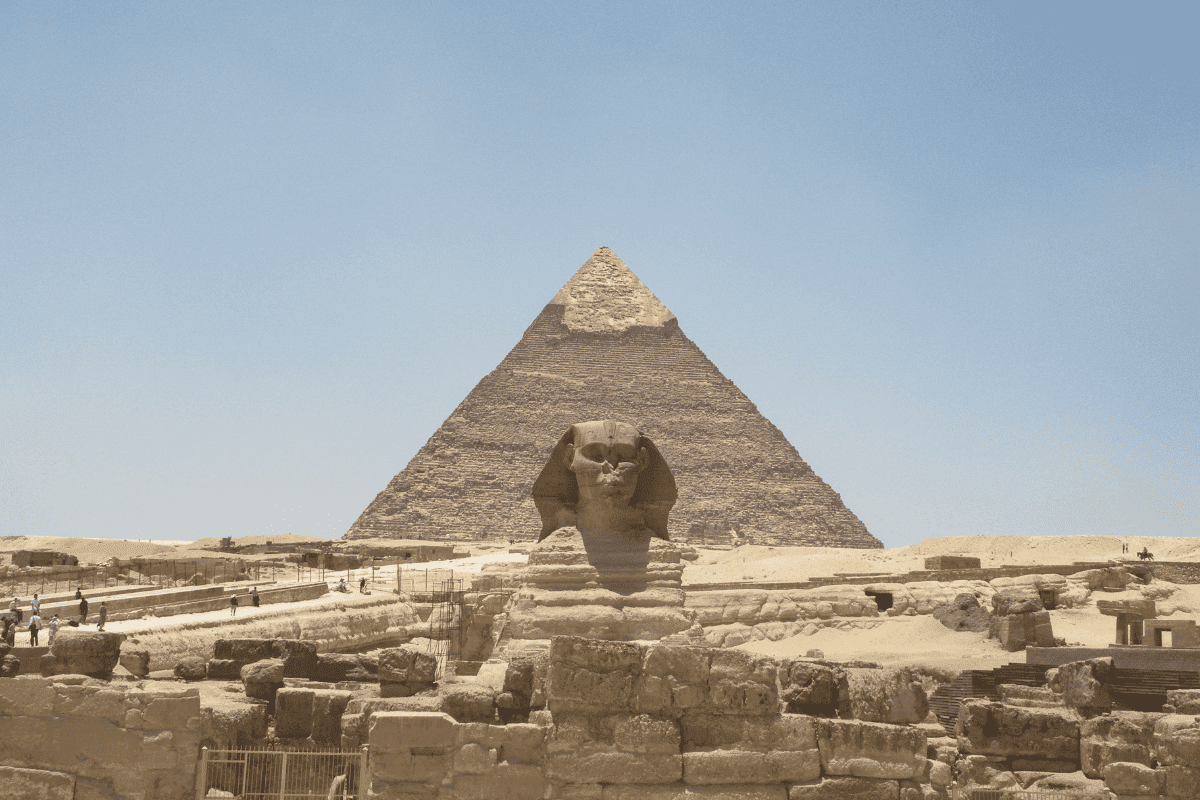 Ancient History Facts: 10 Fascinating Insights from the Ages