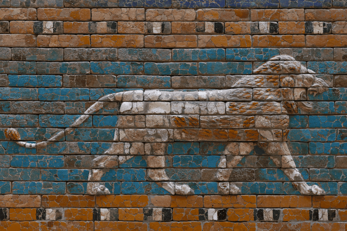 10 Discoveries of Ancient Mesopotamian Science & Technology