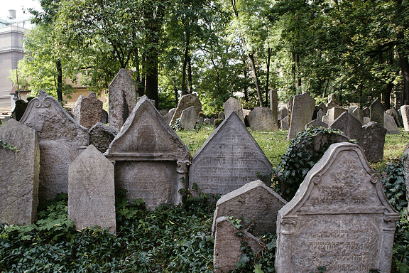 Most Famous Cemeteries in the World: 39 Sites