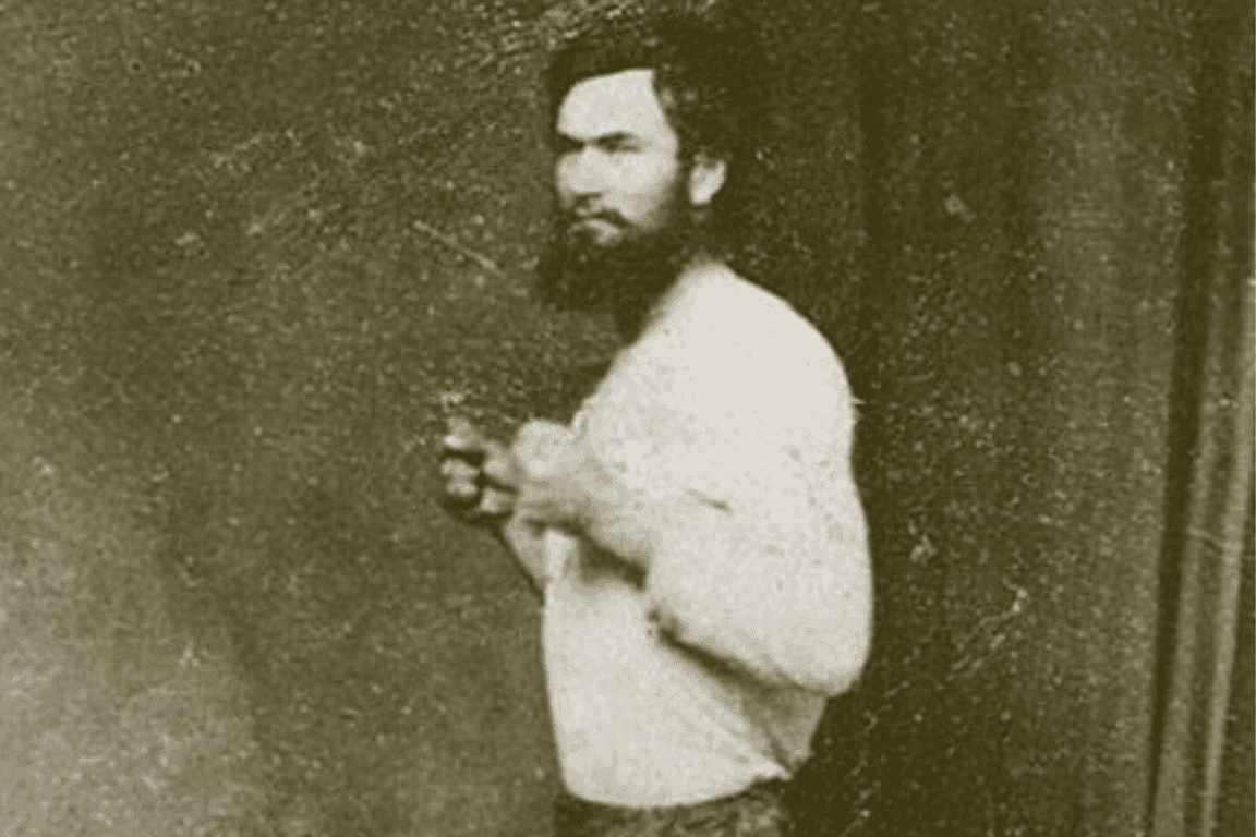 From Hero to Outlaw: 10 Facts About Ned Kelly