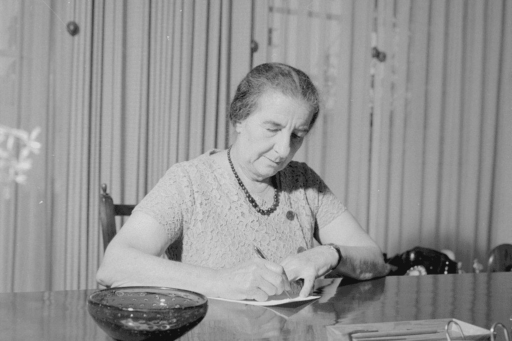 10 Surprising Facts About Golda Meir You Never Knew
